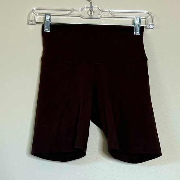TNA | Shorts | Bnwot Aritzia Tna Chocolate Brown Spandex Shorts | Poshmark